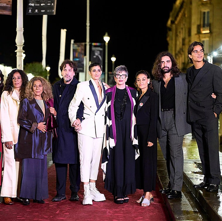 El sobrino de Antonio Flores que no conocías guarda un gran parecido con él y sigue sus pasos en ...